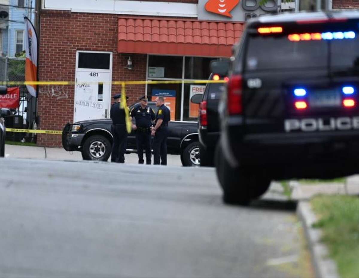 Hartford Police Two Recent Shootings On Park Street Not Connected