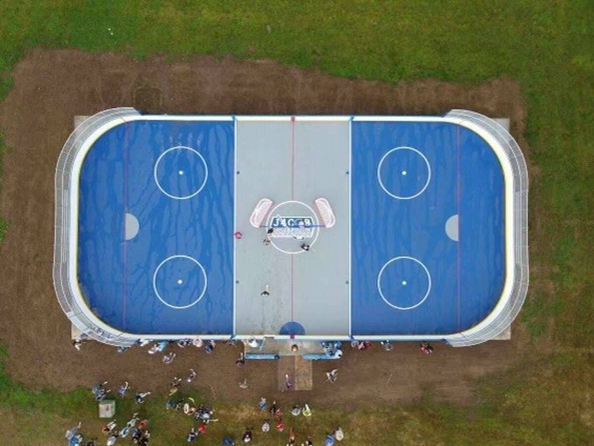 Ellington street hockey rink honors boy who died from brain disease