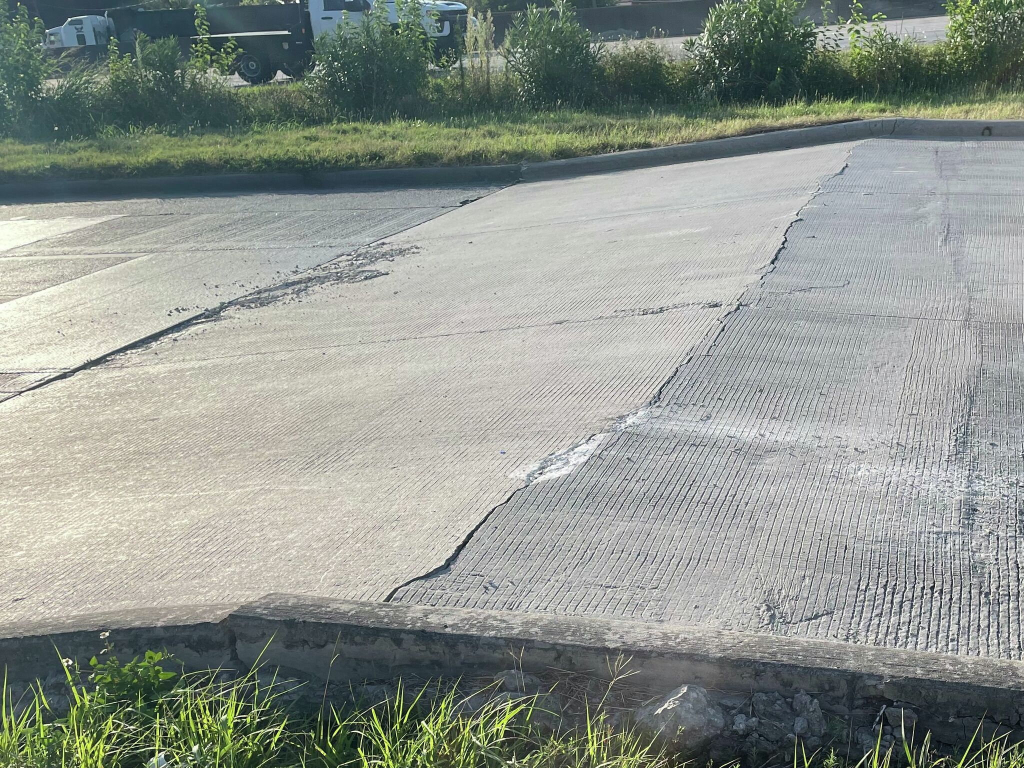 Houston road buckles due to extreme heat affecting region