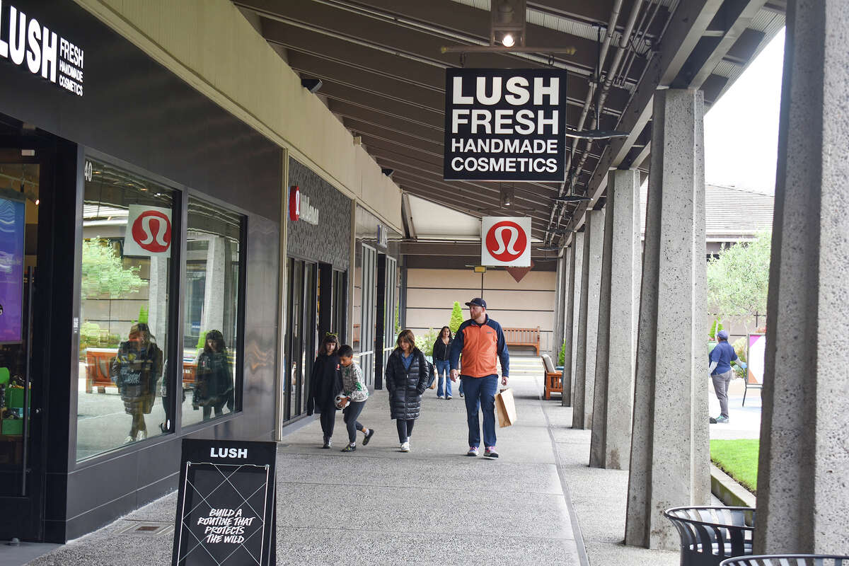 The California mall that some say should be a historic landmark