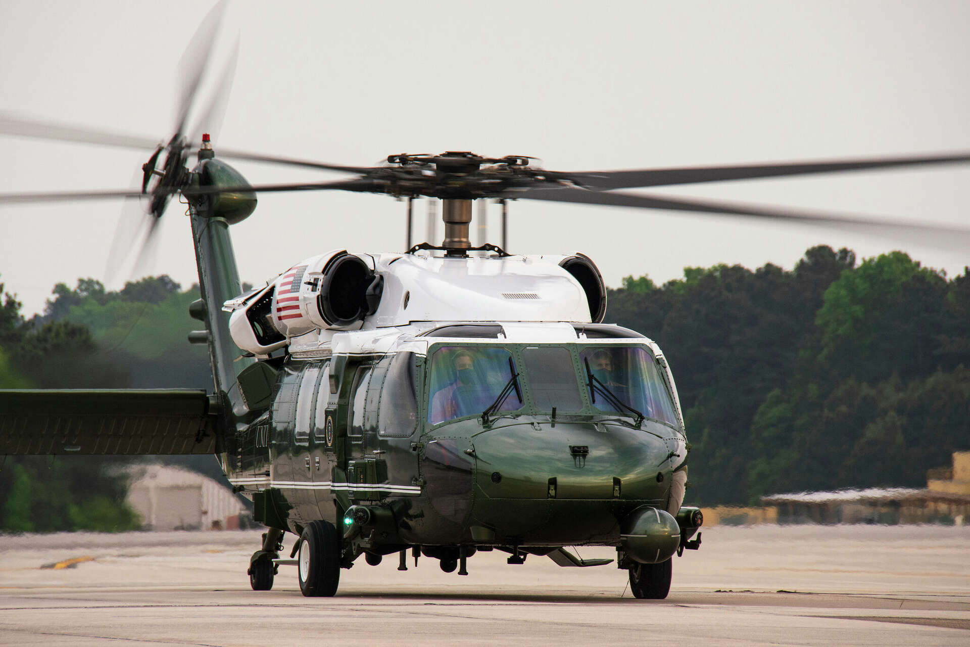 Sikorsky continues as White House helicopter of choice