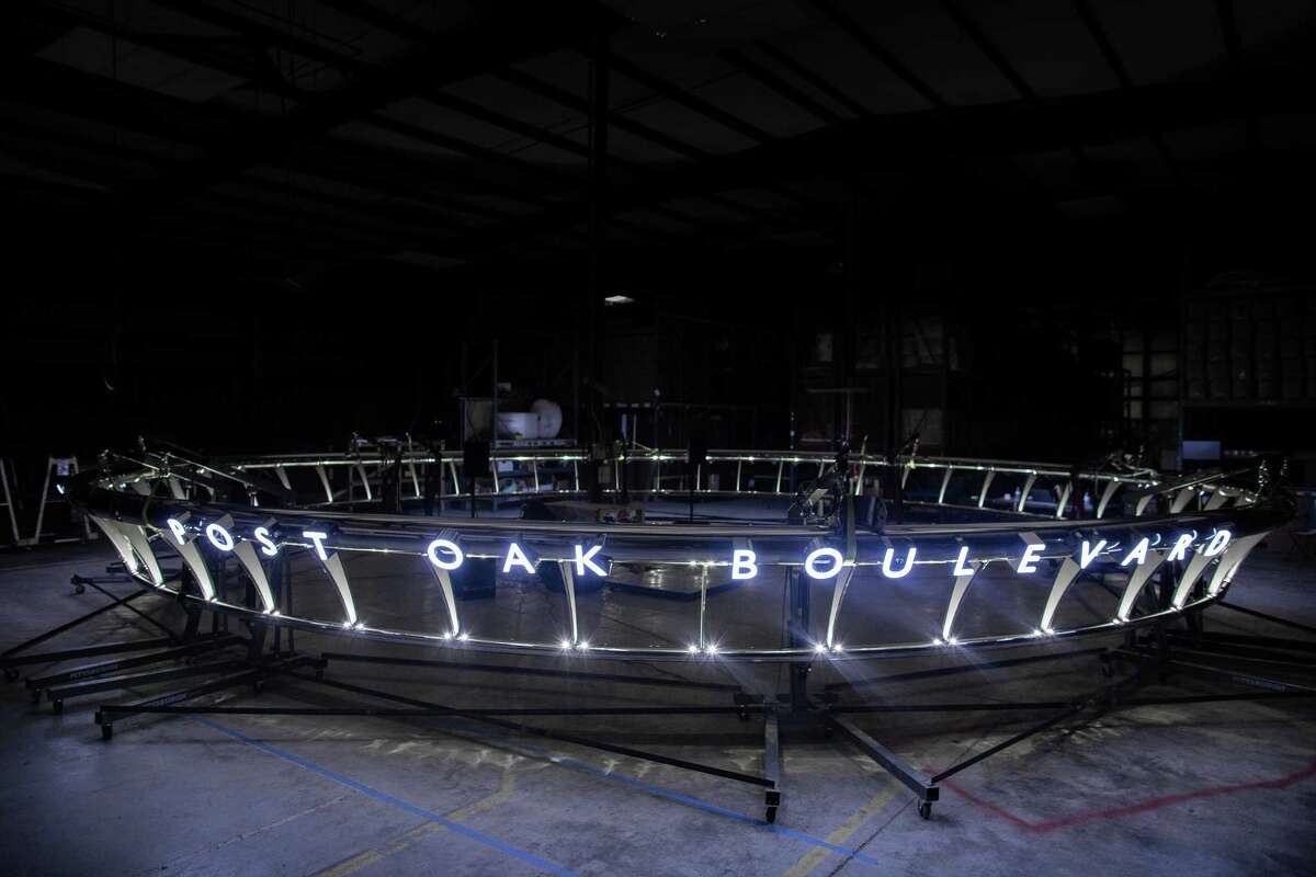 Uptown Houston is getting its fancy 40-foot street signs back