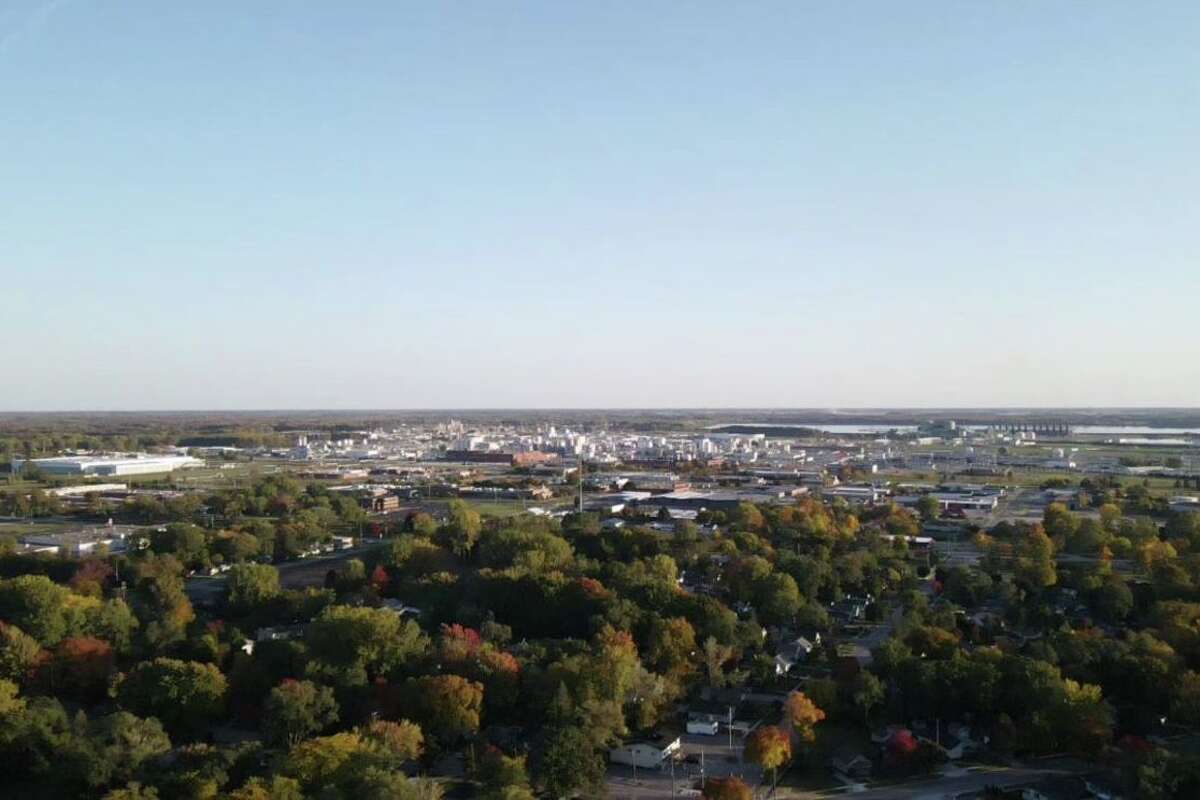 Smoke from Canada wildfires reduces air quality, visibility in Midland