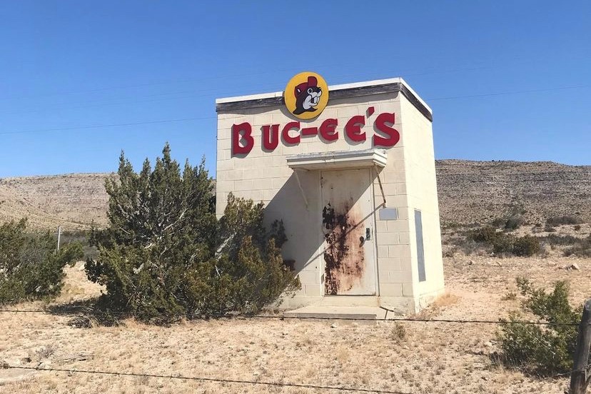 Buc-ee’s already taking down tiny replica in West Texas