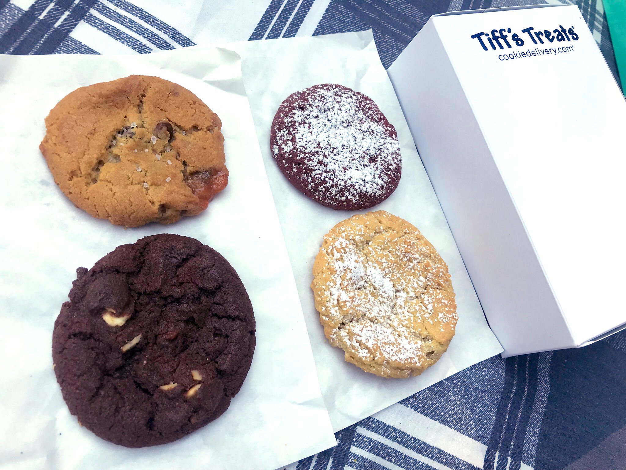 Pay Texas business $2,500, get box of cookies with bar of gold