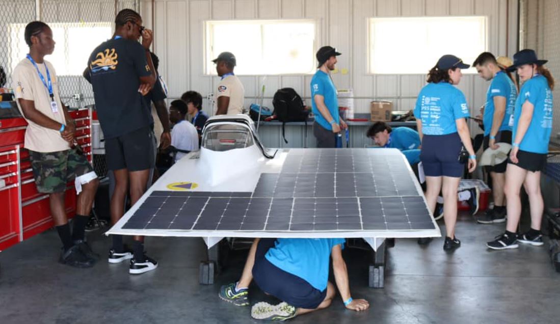 Elsah's Principia College harnessing the sun for solar car competition