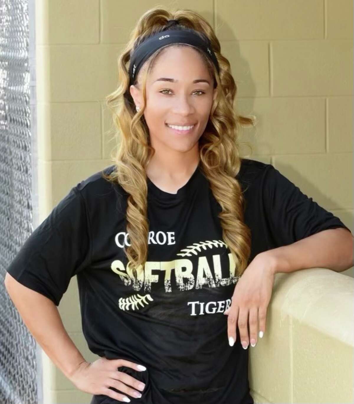 Rachelle Harris takes over Conroe softball