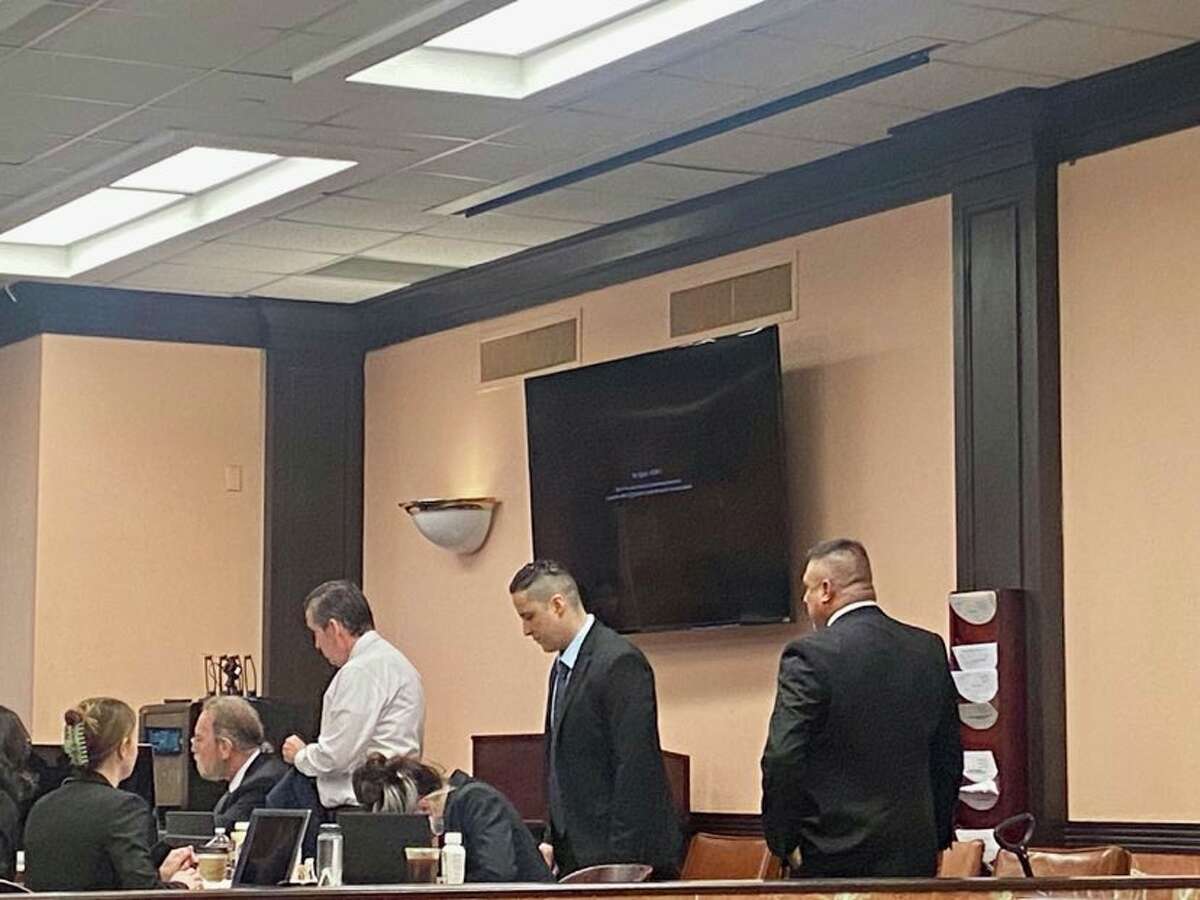 Burgos-Aviles trial sees GPS expert, Laredo police testify