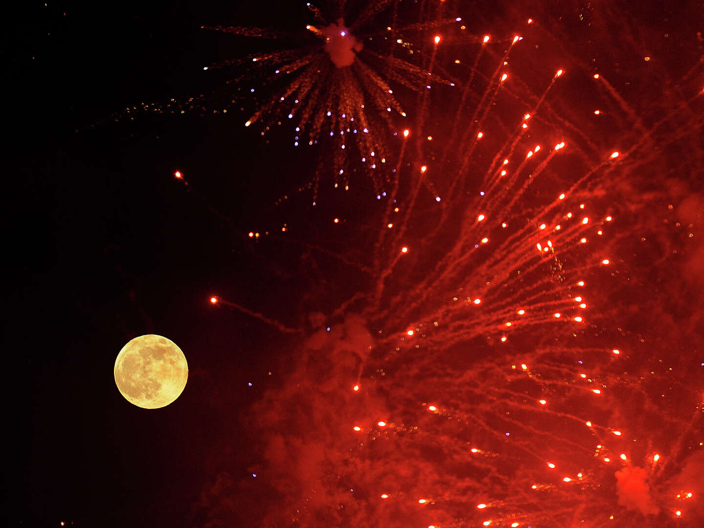 July supermoon set to peak on the eve of America's Birthday