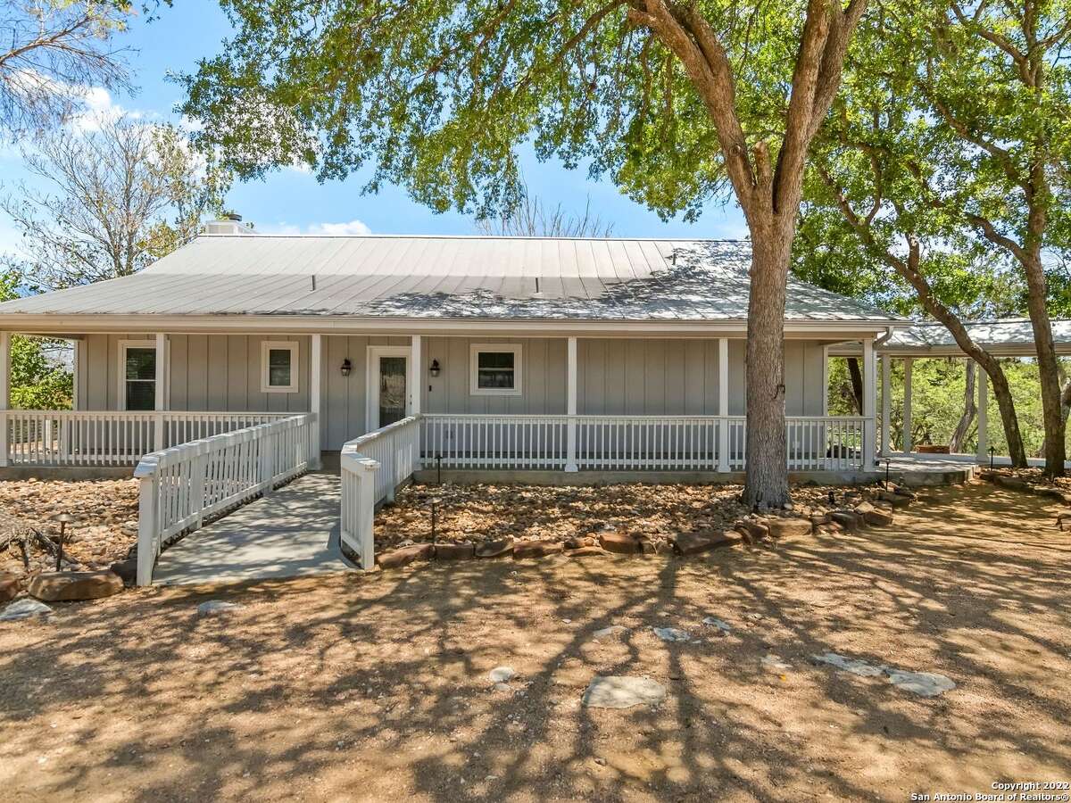 Peek inside Boerne's sprawling $6.8M Lazy River Ranch