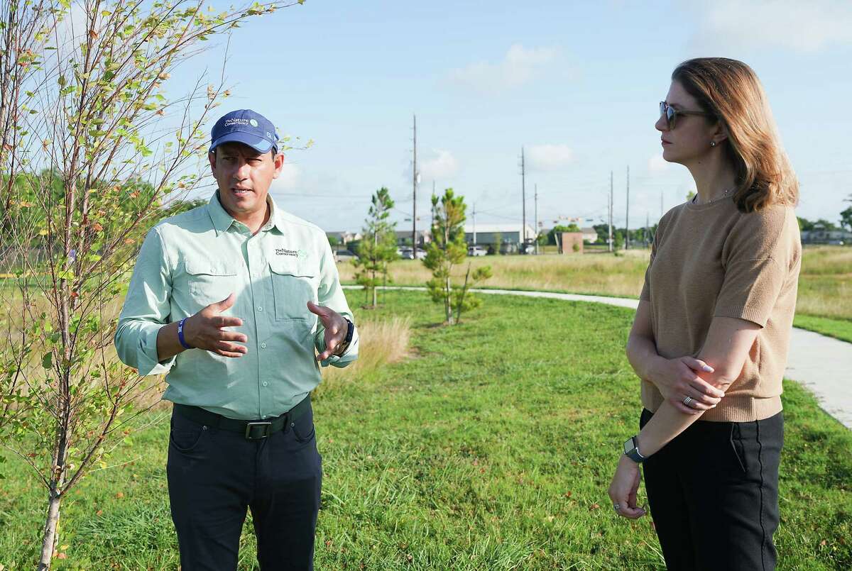 Alief pre-k center makes native Houston wildlife a teaching tool