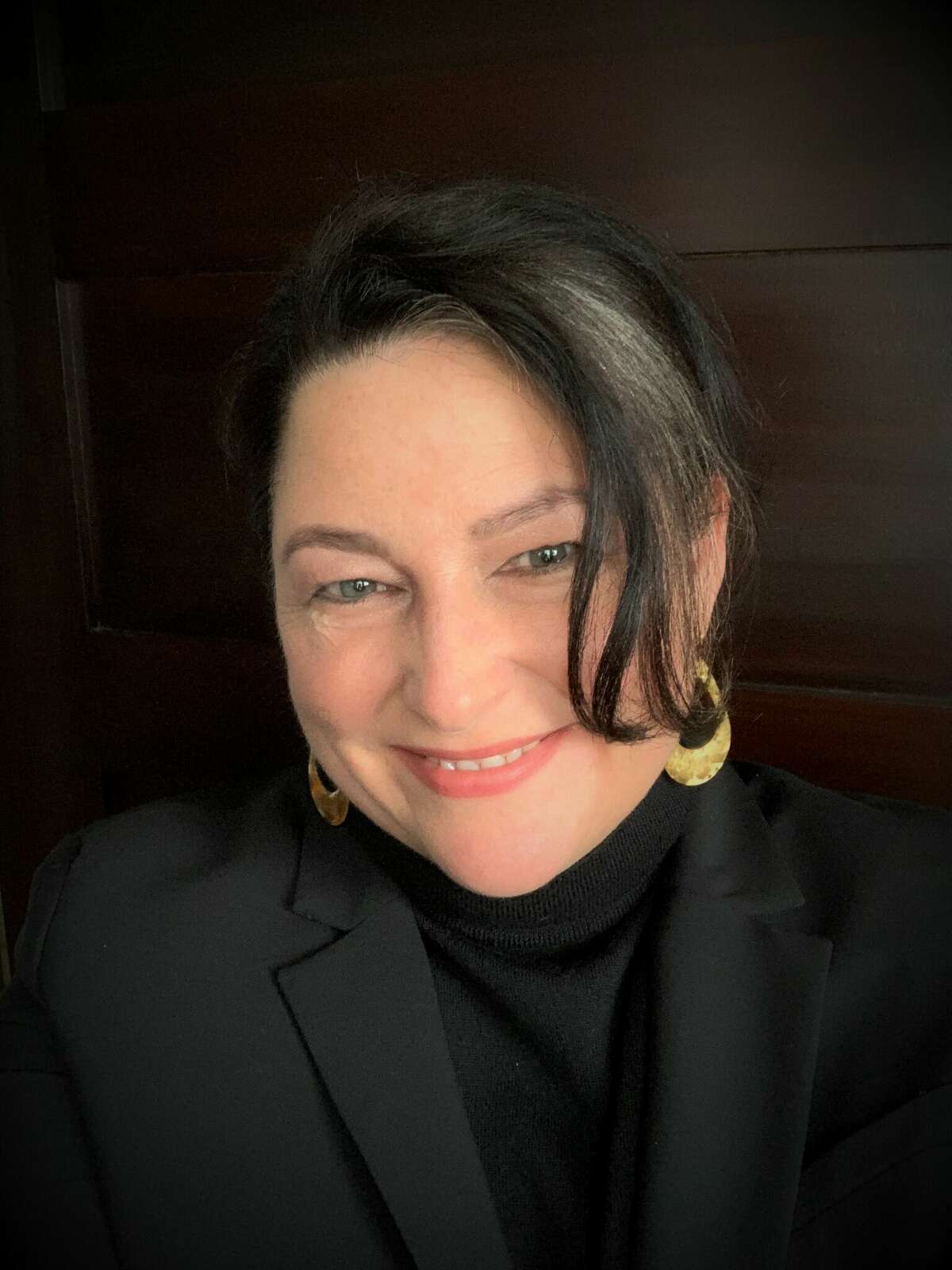 New Milford bookstore plans to provide internships for students