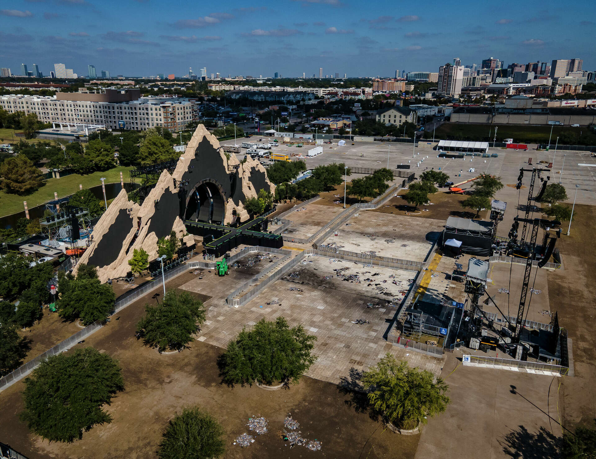 Astroworld : Grand jury declines to indict rapper Travis Scott, others
