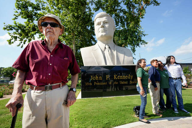 6 of David Adickes' president sculptures move to Tony Buzbee's ranch