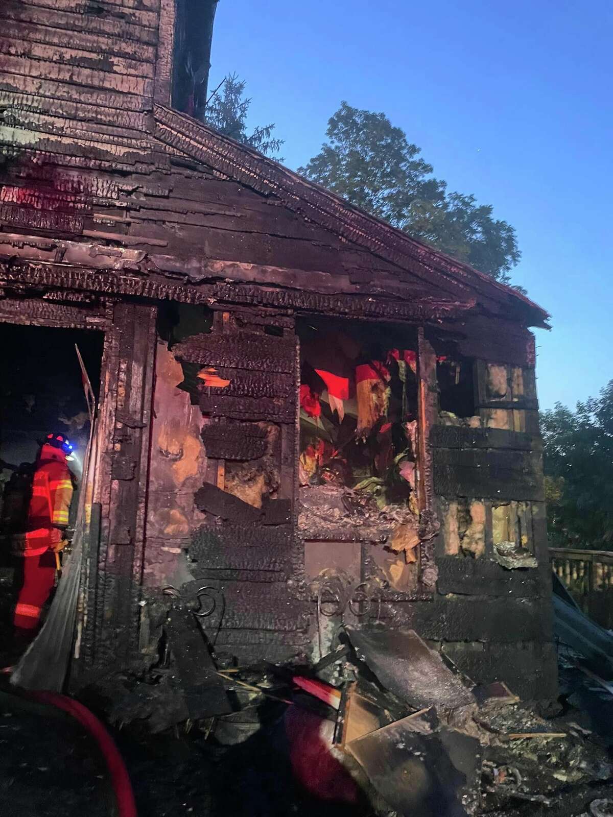 Cat dies, home damaged in Newtown fire, official says