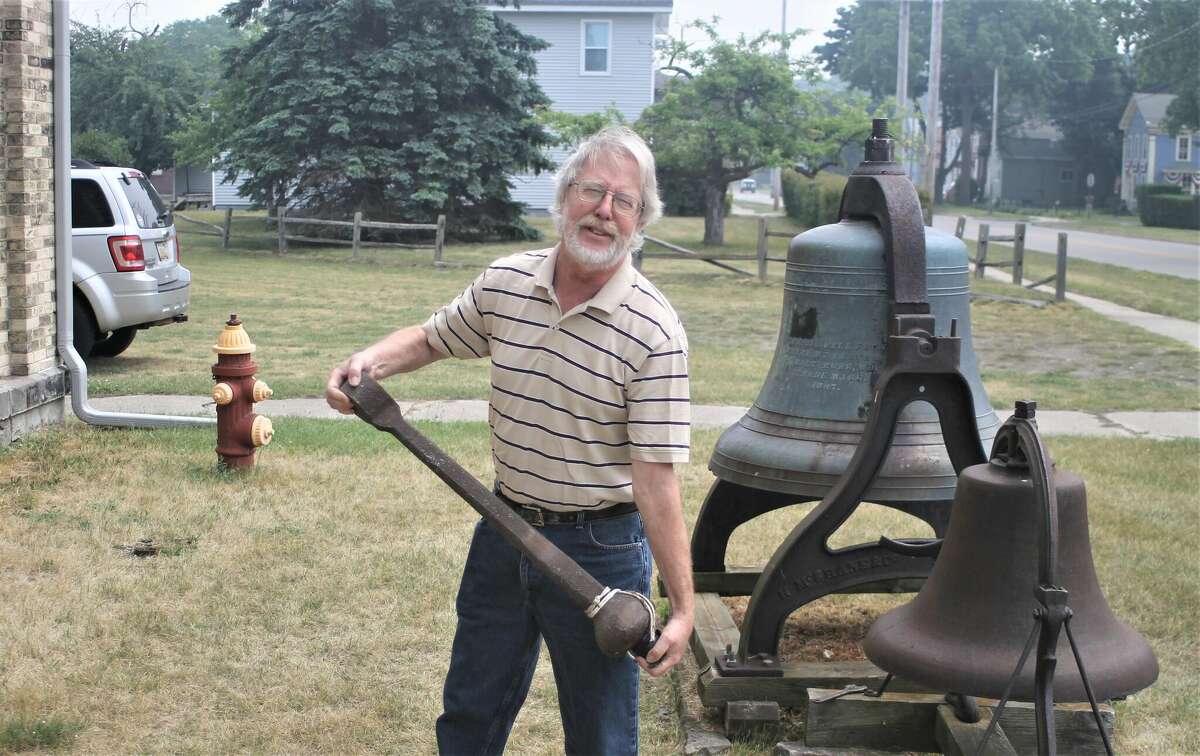 'Iconic' Manistee bell to find new home