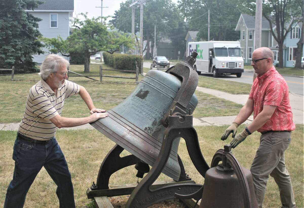 'Iconic' Manistee bell to find new home