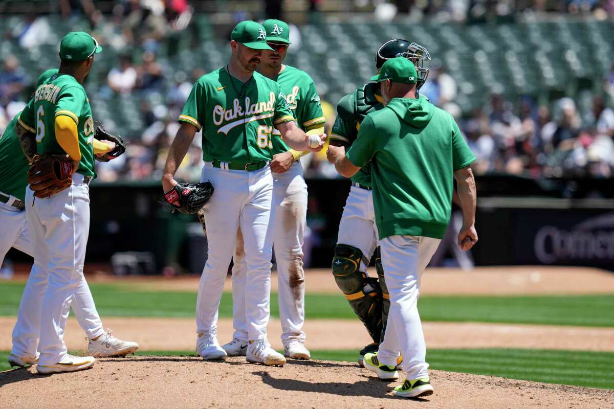 Eight runs in the sixth more than enough as Yankees thrash A's again