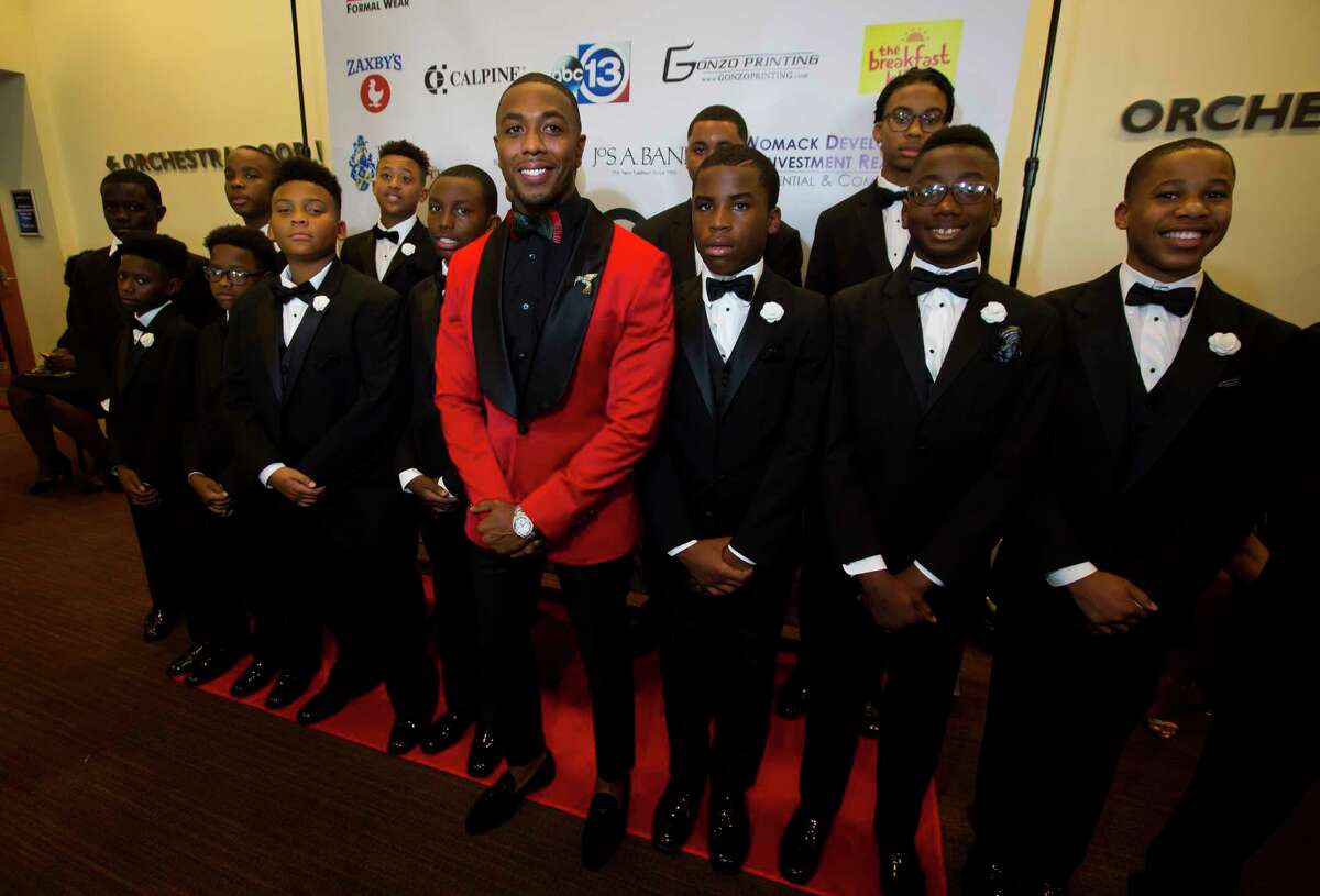 Former ABC 13 Houston anchor Chauncy Glover joins CBS in L.A.