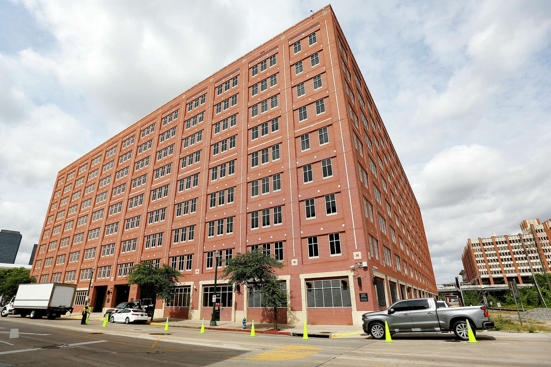 Harris County Jail inmate dies two days after being hospitalized