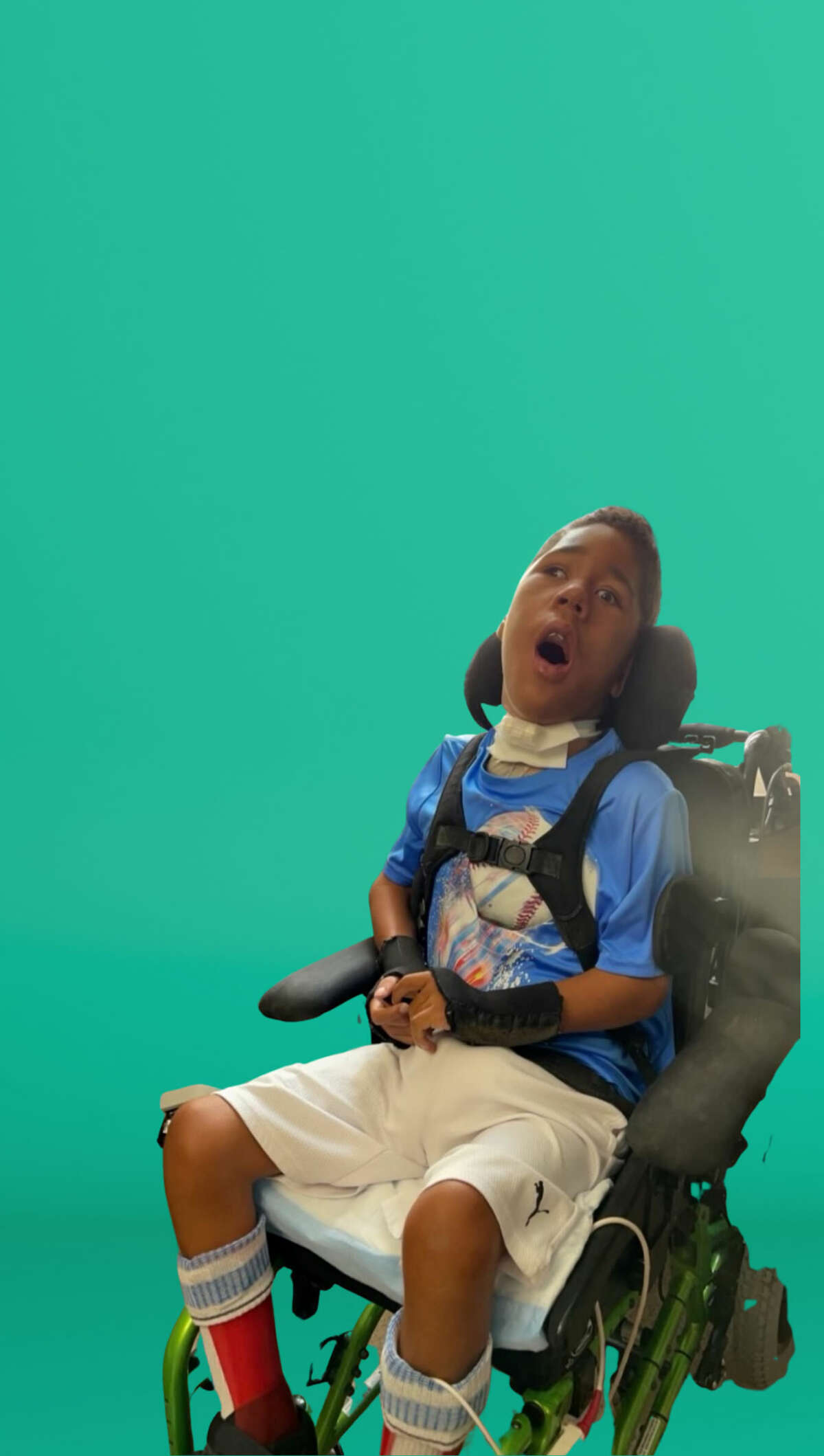 Child enjoys country music, warm weather