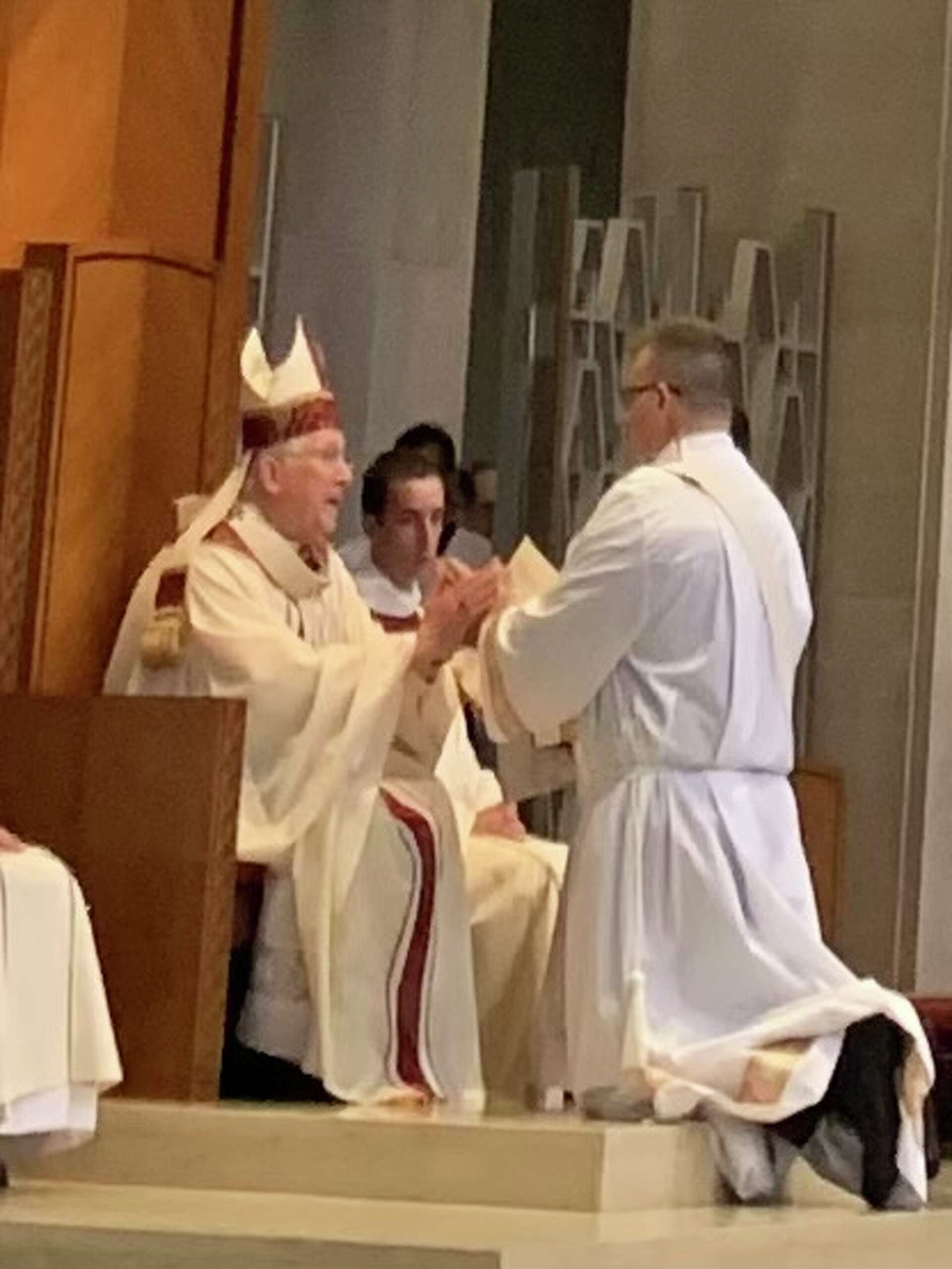 New CT priest finds higher calling after hitting 'rock bottom'