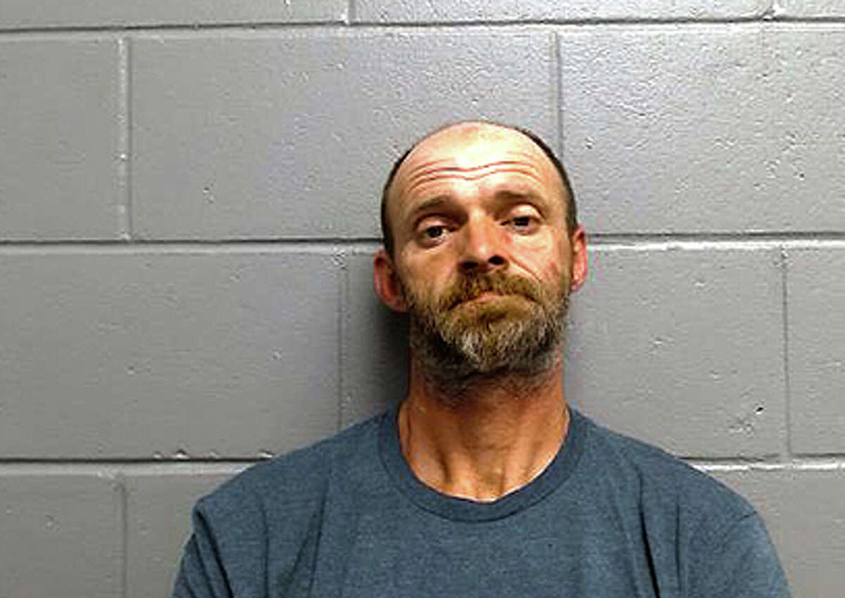 Police seeking help to find those with warrants