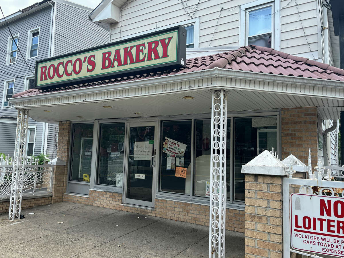 New Haven's Rocco's Bakery pastry shop closes after 40 years