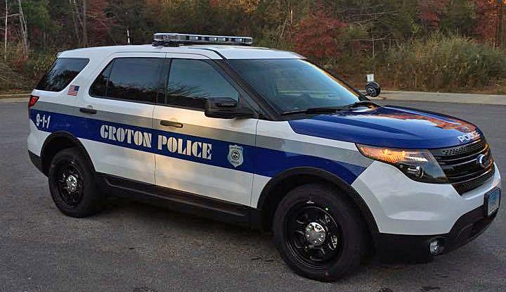 Groton cop struck, injured by wrong-way driver in Mystic, police say