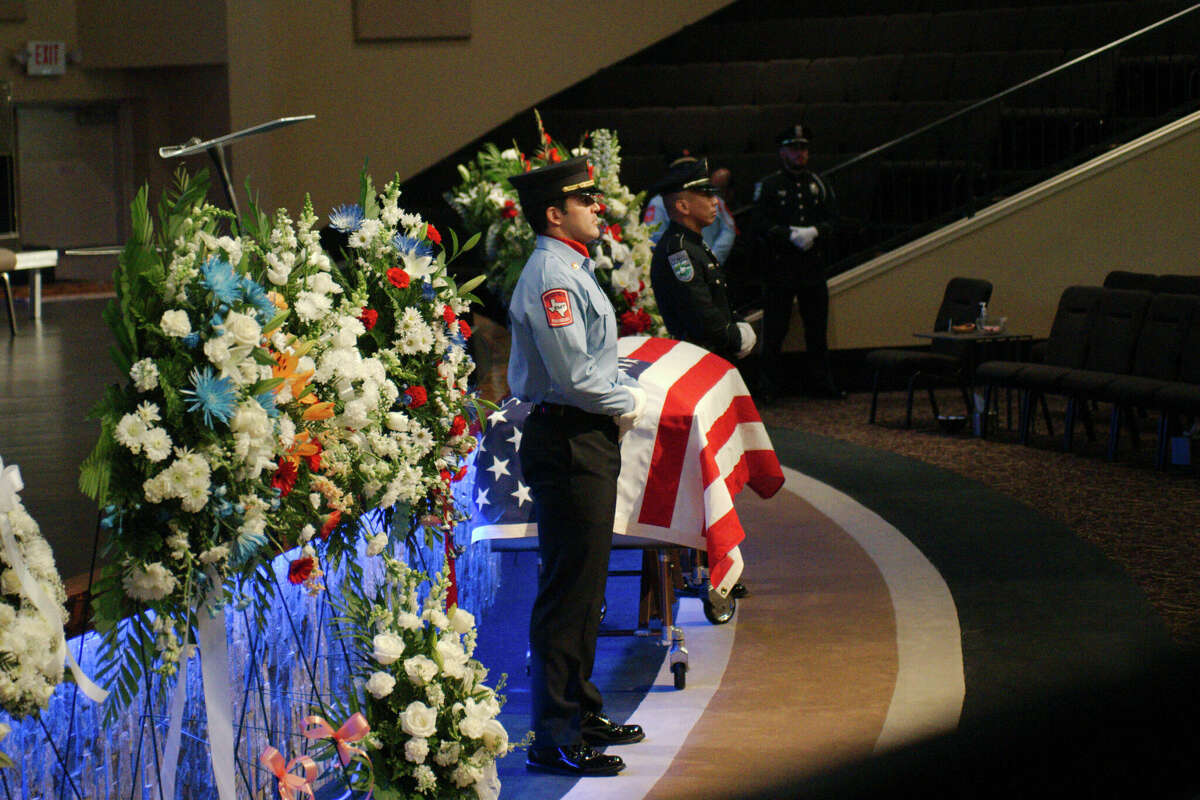 Pearland Mayor Emeritus Tom Reid honored Saturday in public memorial