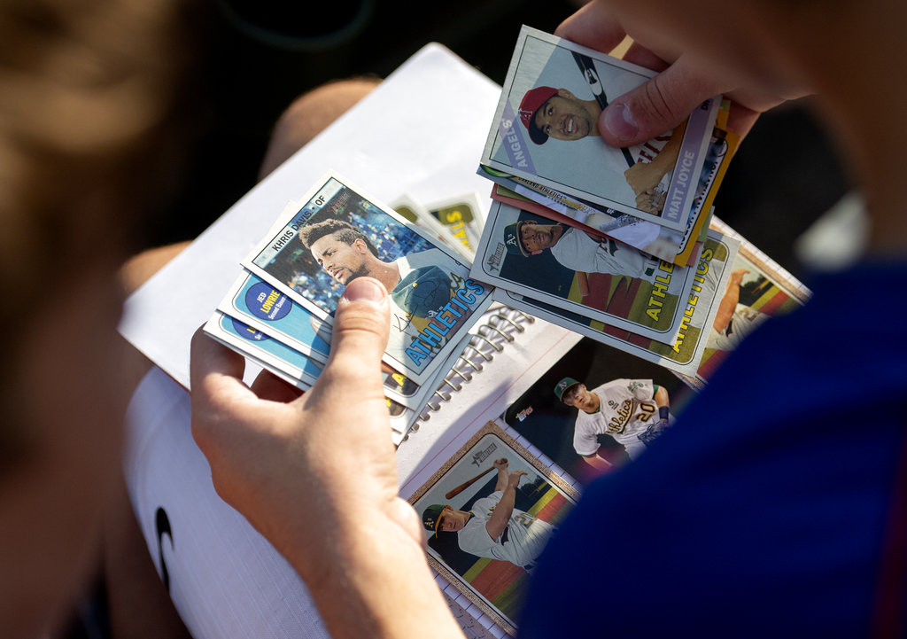 The Edwardsville Card Show coming to Moose Lodge
