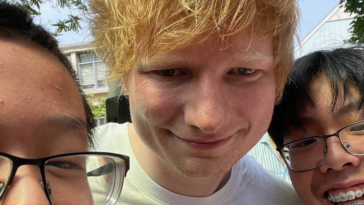Ed Sheeran surprises kids at recital, invites them to concert