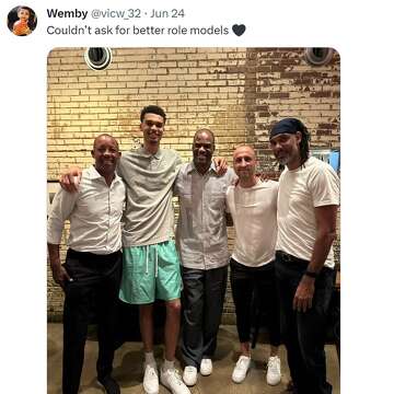 Wembanyama and Tony Parker share lunch over a laptop