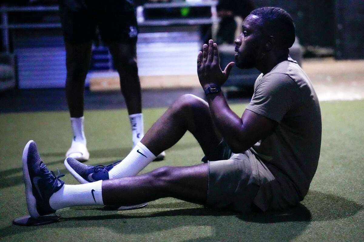 NFL workout: What's an offseason workout like? We tried one ourselves