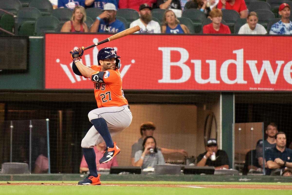 Houston Astros: Late rally caps roller-coaster win over Texas Rangers