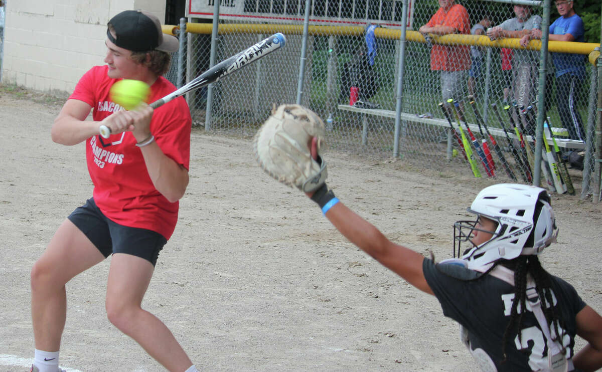 Hemlock Park hosts annual game.