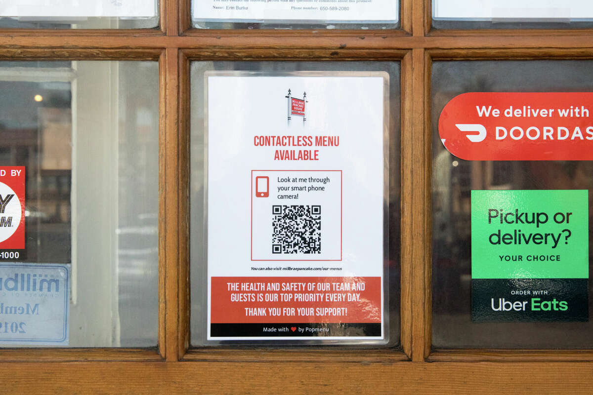 QR-code go out of style as Houston restaurants turn to paper menus