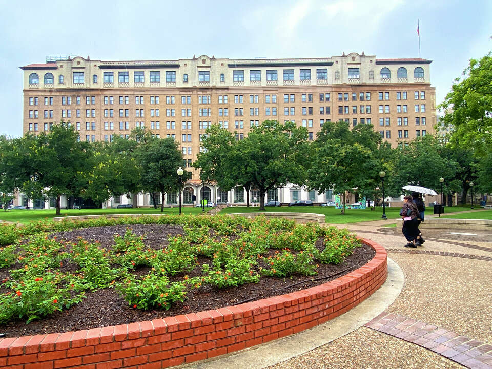 Travis Park: A guide to the oldest municipal park in the US