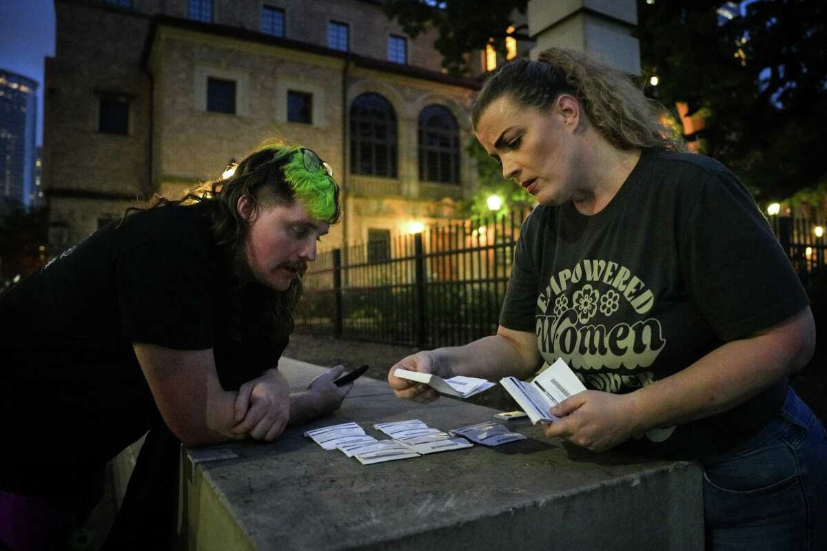Food Not Bombs fined more than $10K for feeding Houston's homeless