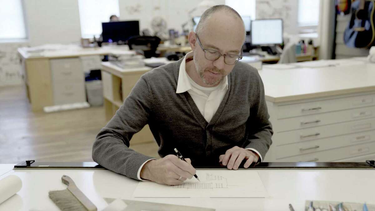 Family of architect who died in plane crash gets home renovation