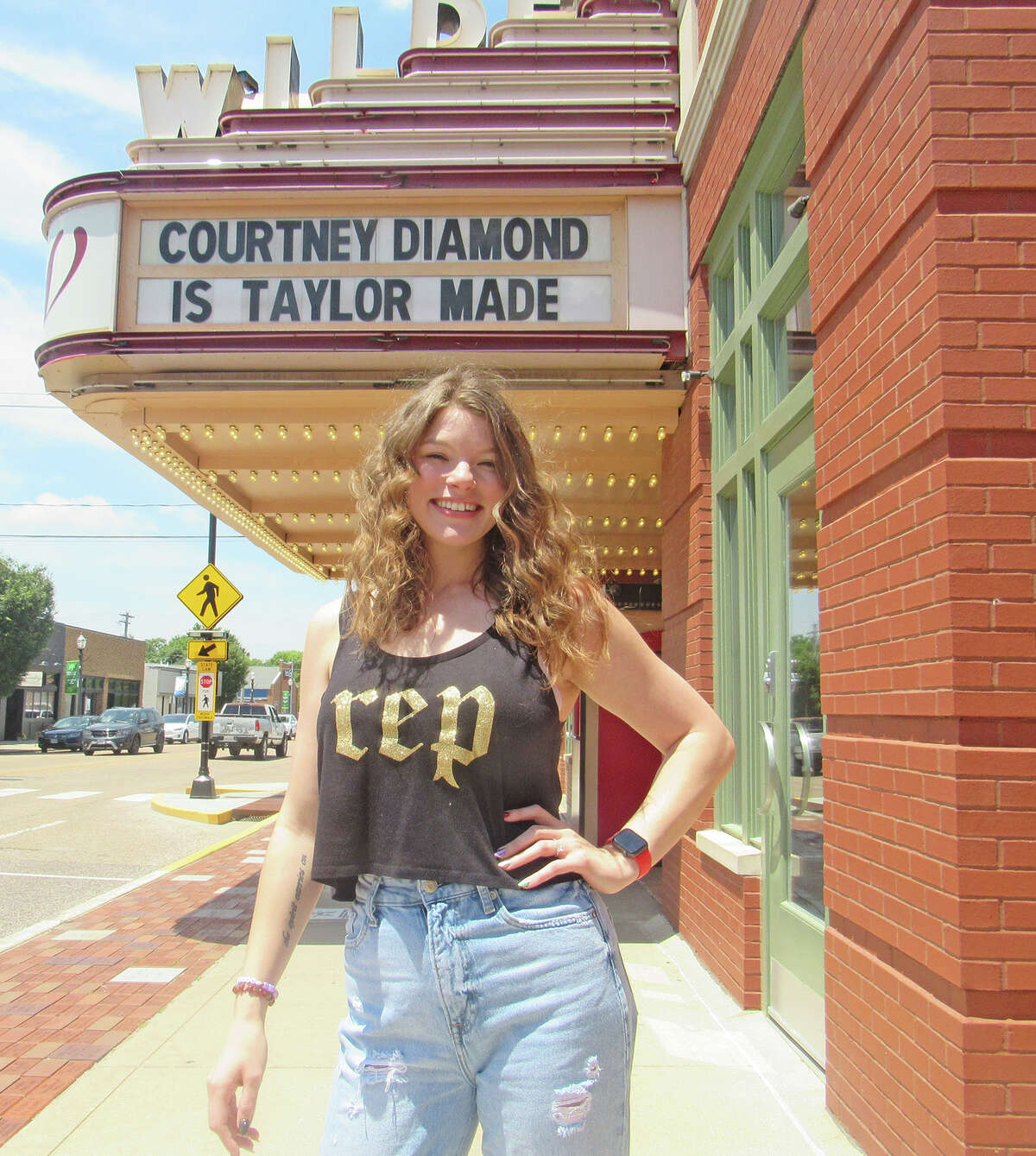 Edwardsville’s Diamond is Taylor Made for tribute show