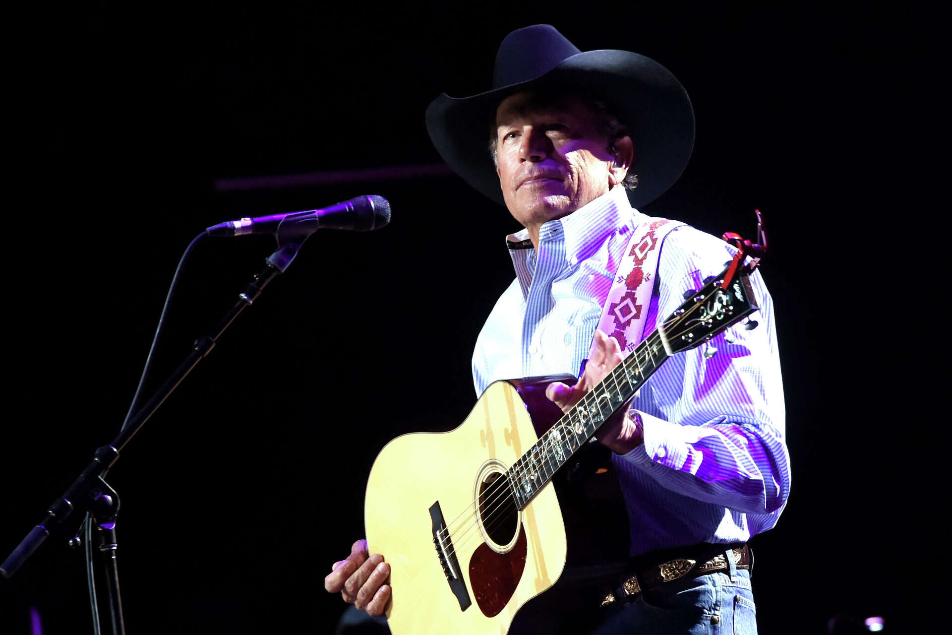 George Strait stopped at Texas Dairy Queen. What did he order?