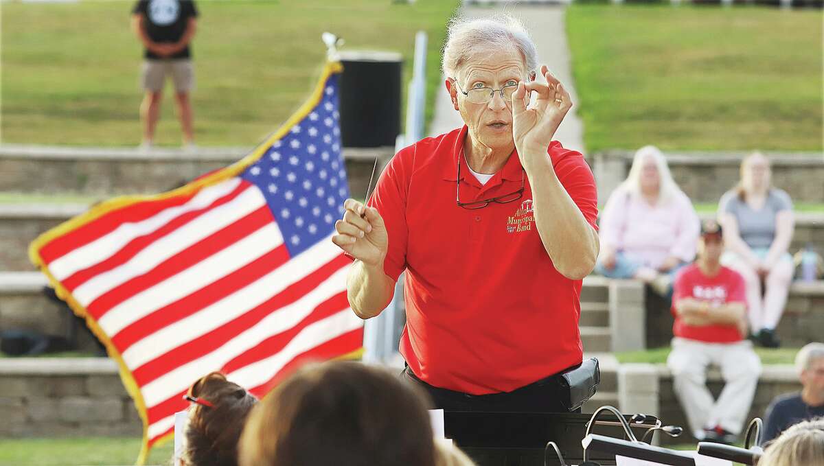 Alton Municipal Band performs in amphitheater