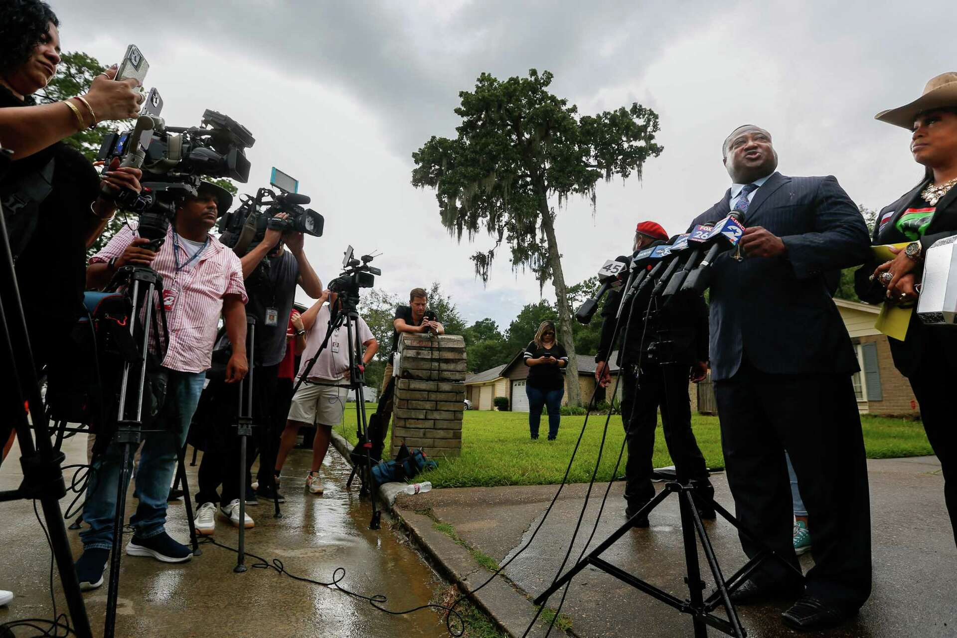 Rudy Farias’ family says he's separated from mother; call for charges