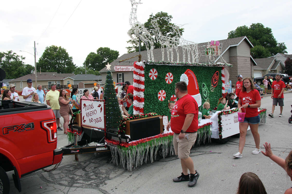 Maryville Firefighters' Homecoming Parade.