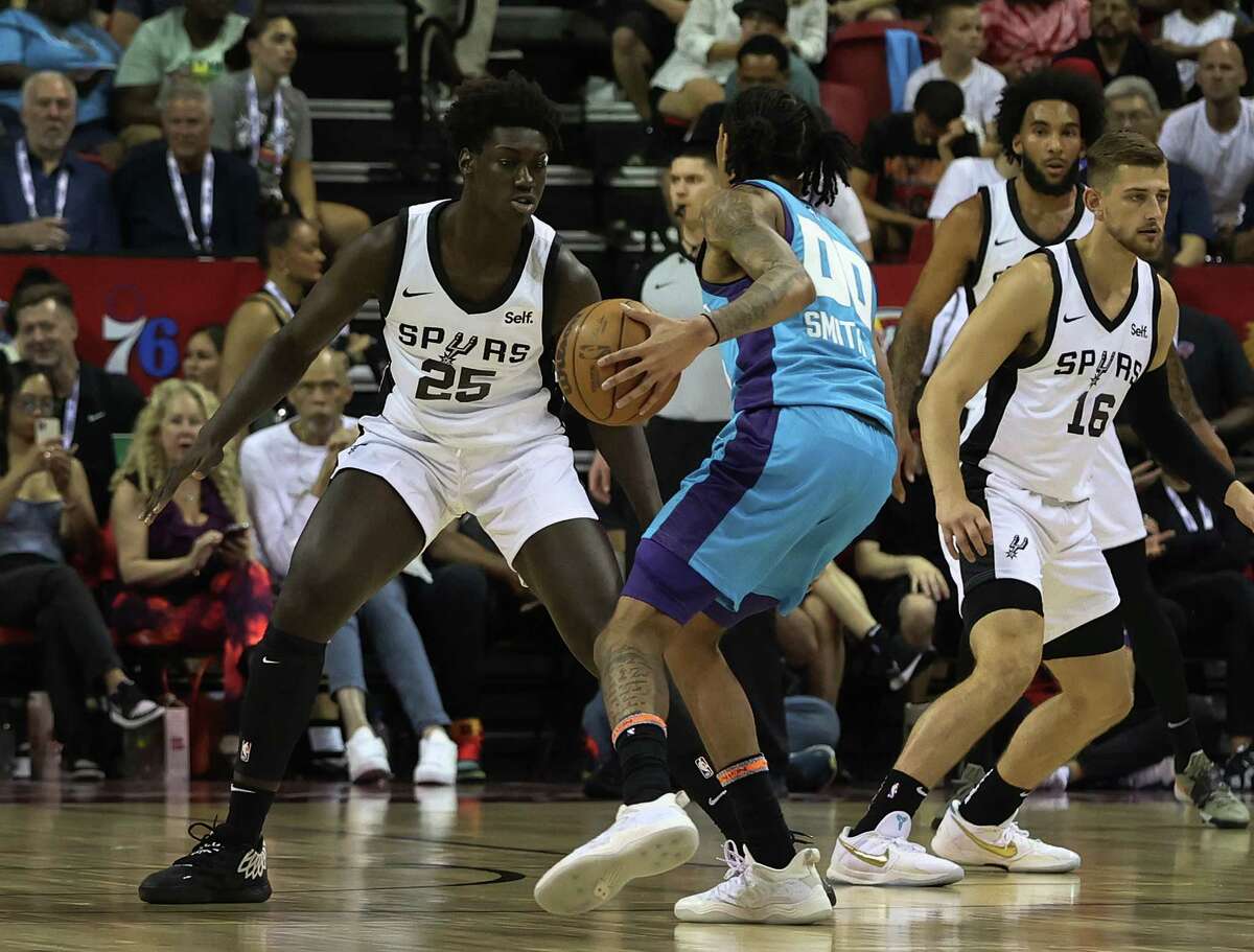 Cissoko comes up big in helping Spurs win summer finale