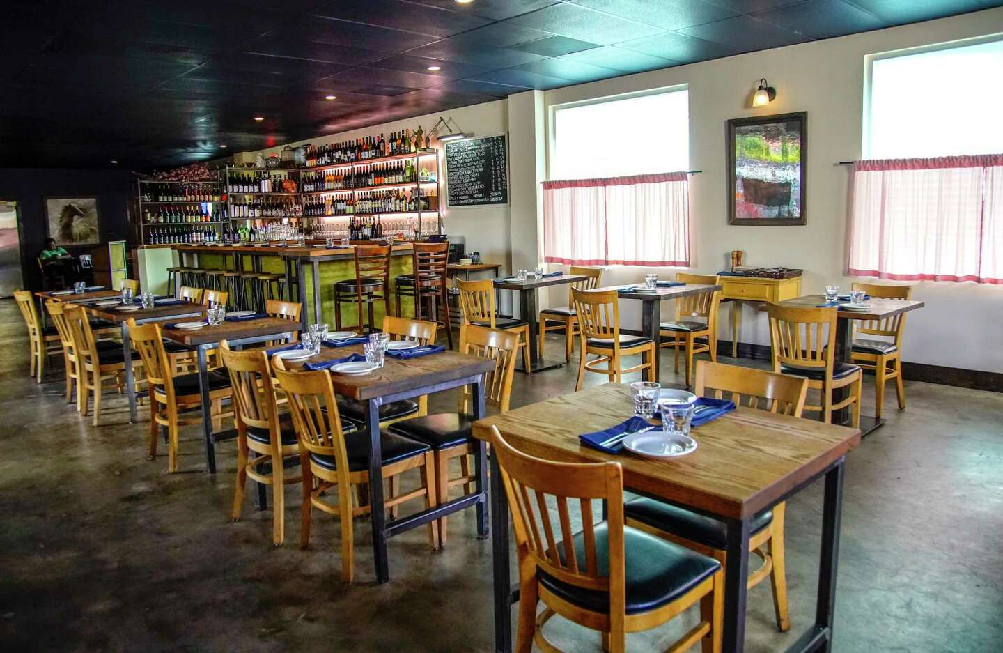 Review: Houston Italian restaurant Mimo has exciting food, wine