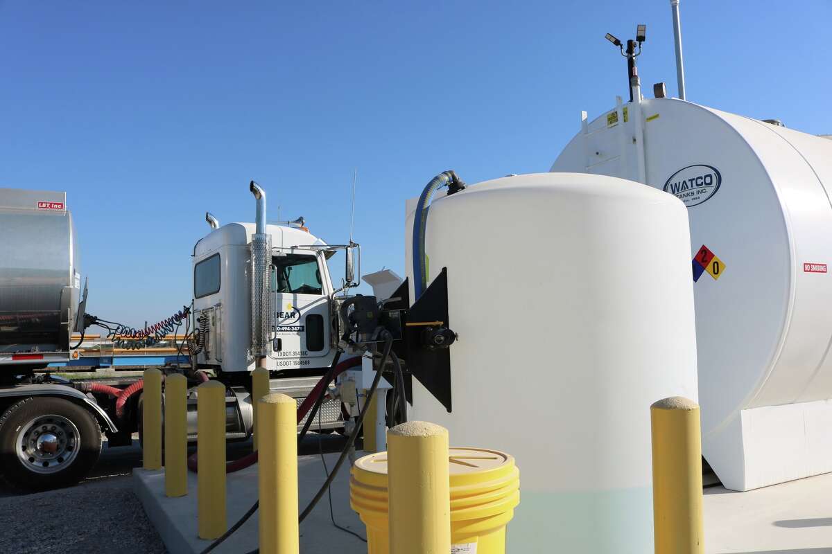 San Antonio petroleum company expanding into Laredo with new hire