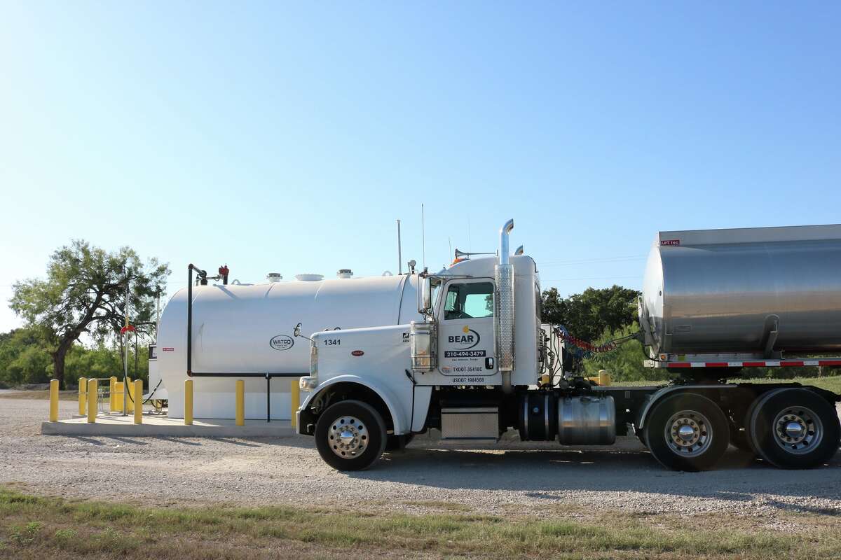 San Antonio petroleum company expanding into Laredo with new hire