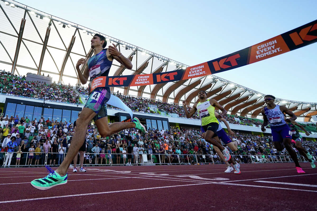 TRACK: Hoppel successfully defends American 800-meter title